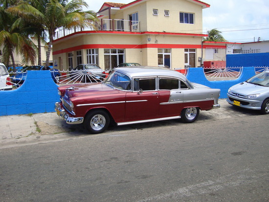 Safari Ann and Dave visit Cuba