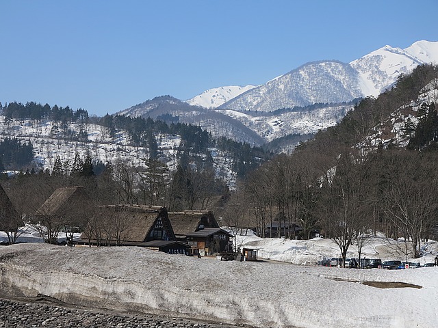Picturesque village of Shakawa-go