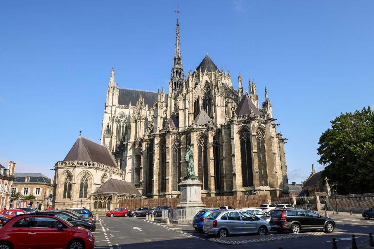 Visiting sites around Amiens, France
