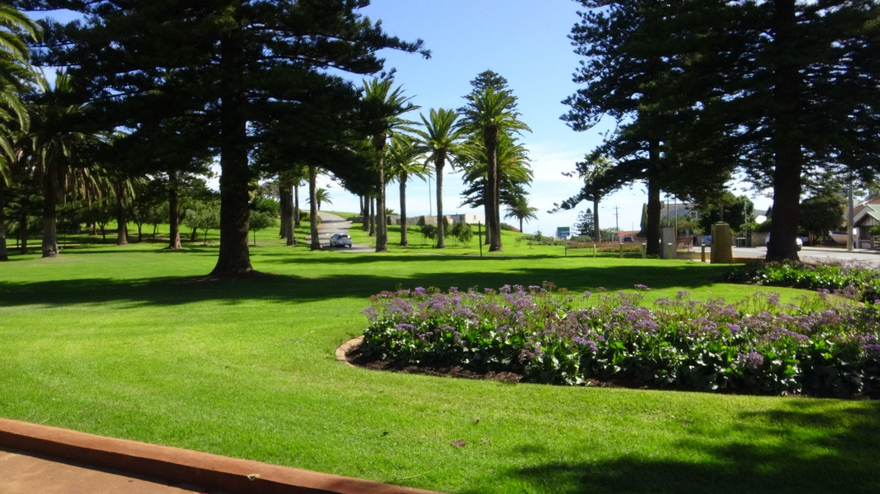 Fremantle & Perth--Tram, Ferry, Train